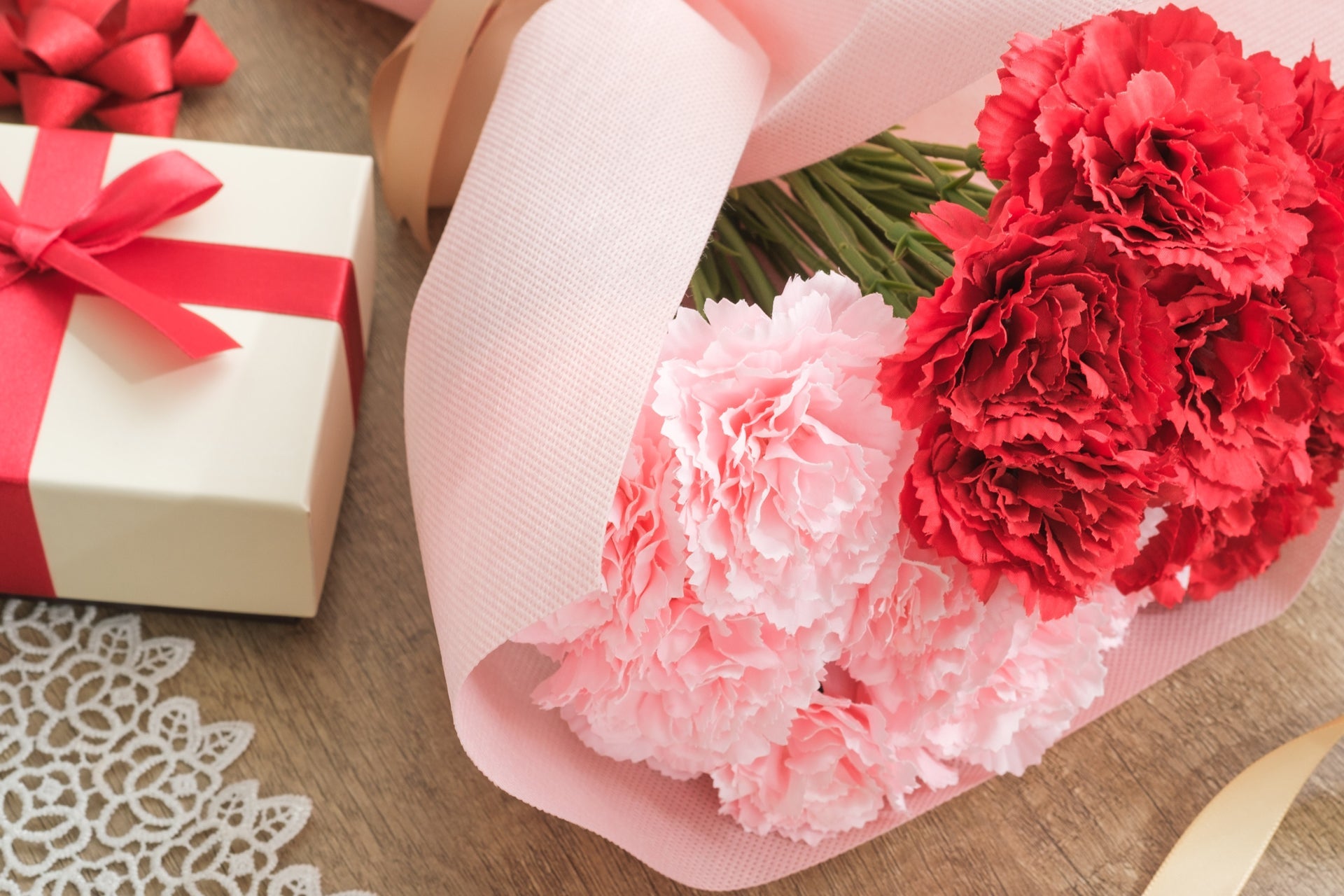 Carnations in Barberton | Caines Flowers – Local Flower Delivery